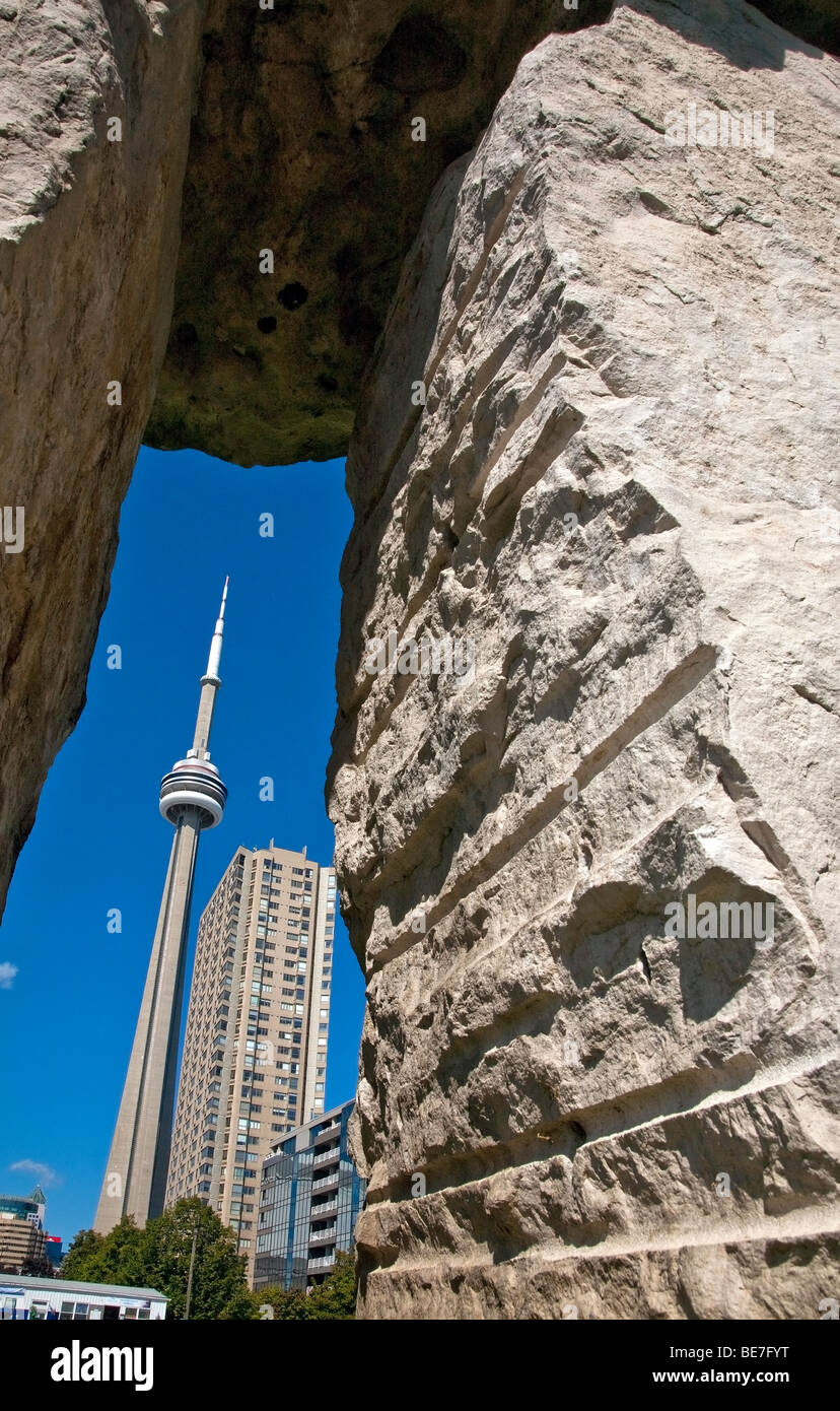 Worlds tallest free standing structure hi-res stock photography and ...