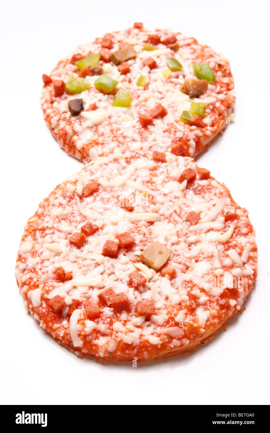 Double crust white pizza hi-res stock photography and images - Alamy