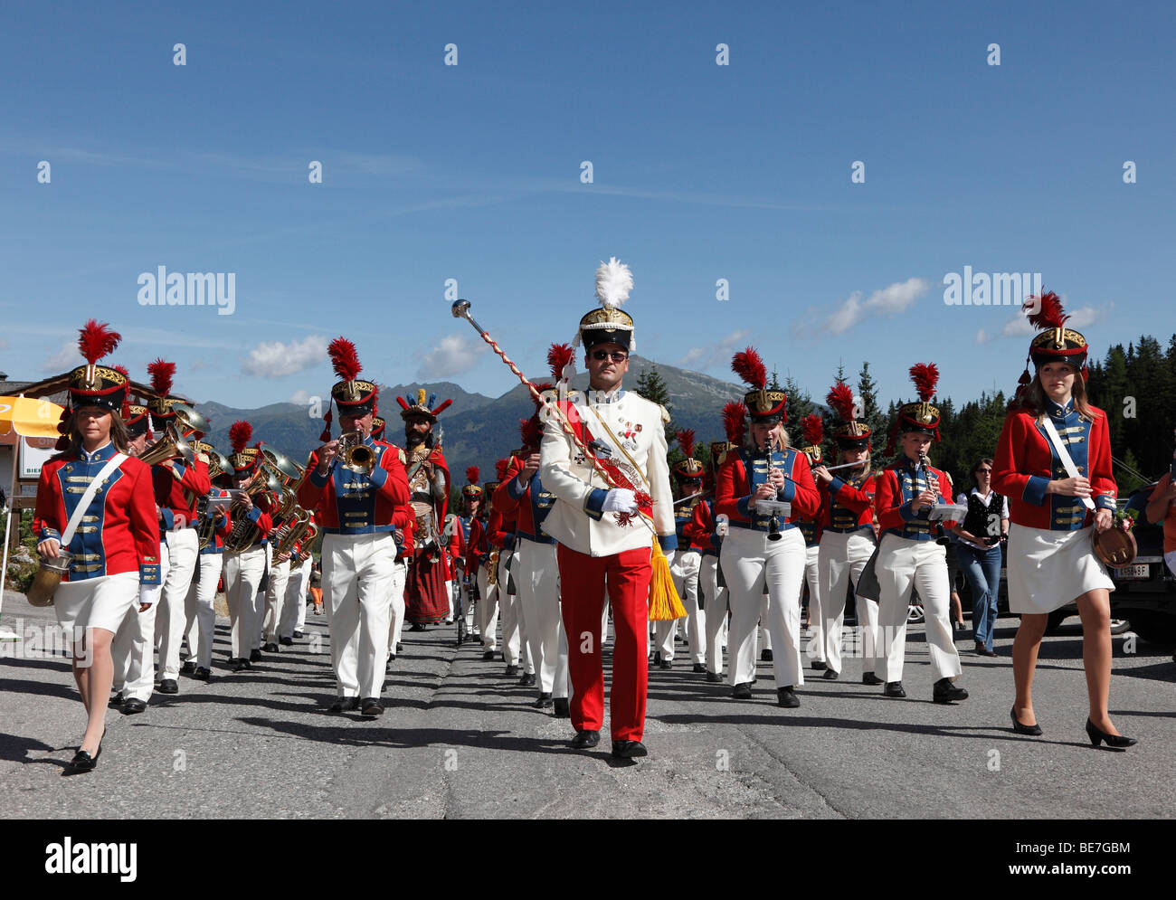 Mt samson hi-res stock photography and images - Alamy