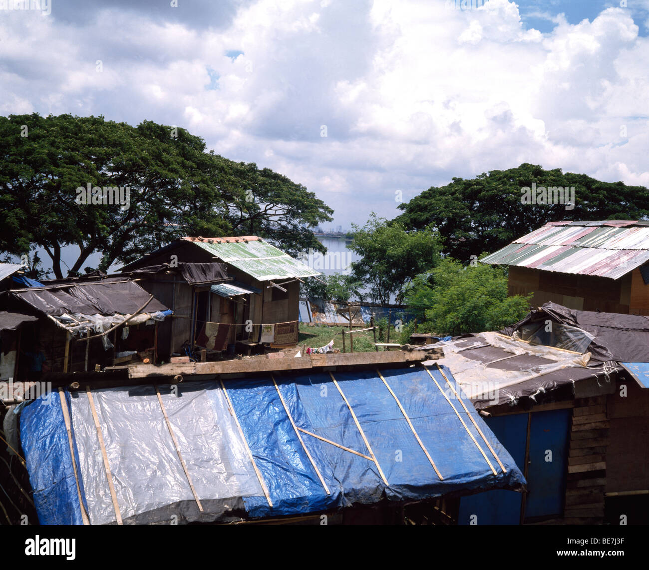 Shanty on water hi-res stock photography and images - Alamy