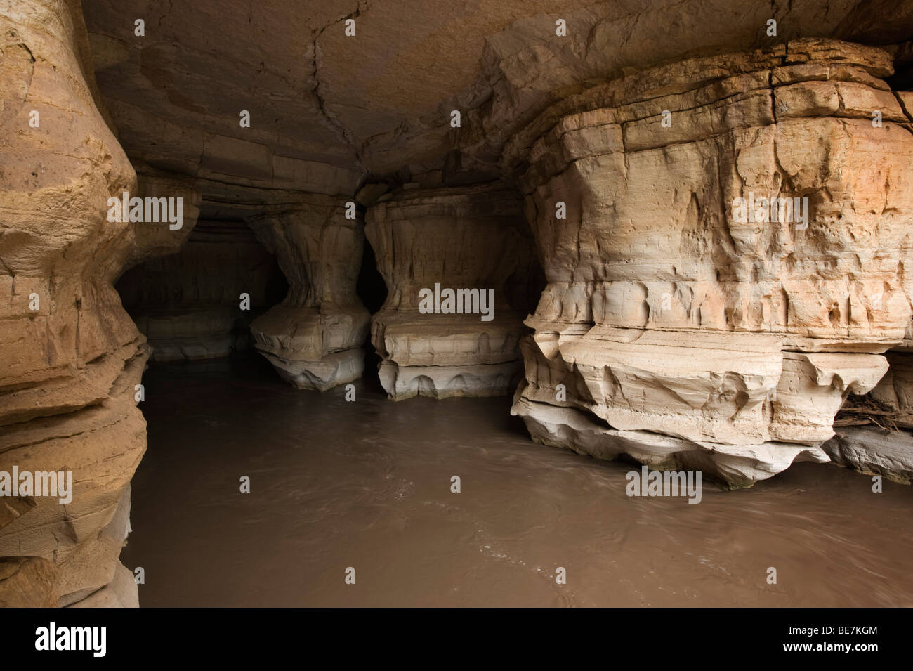 Sof omar hi-res stock photography and images - Alamy