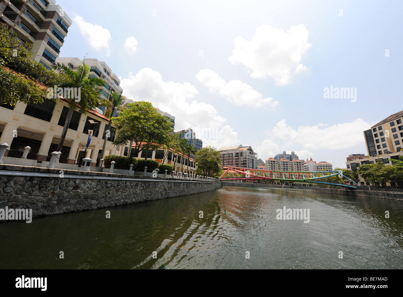 looking towards Alkaff Bridge, Singapore River, Singapore Stock Photo ...