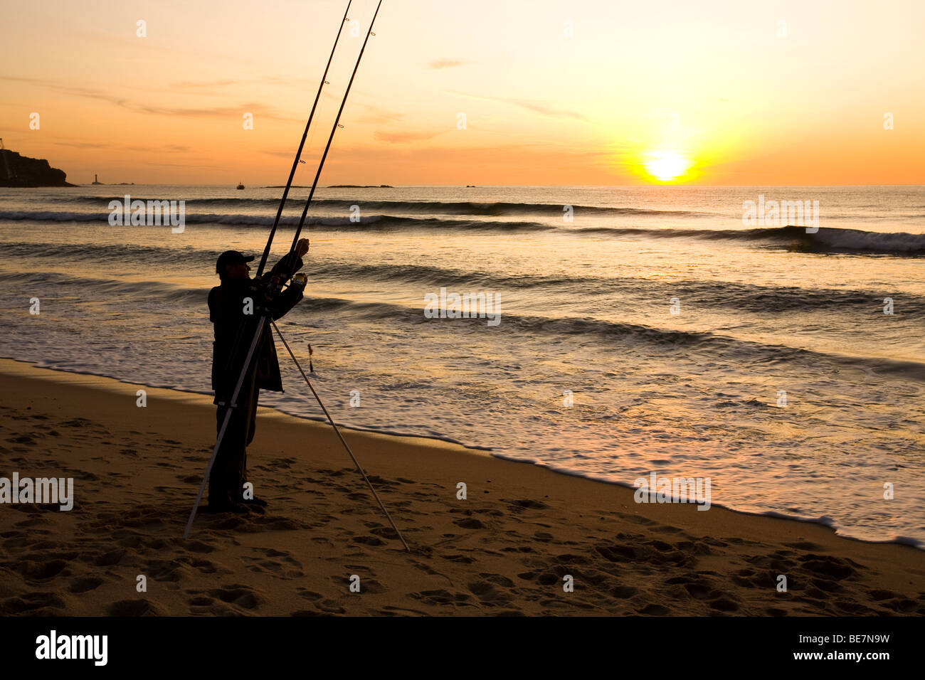 Cornwall angling beach hi-res stock photography and images - Alamy