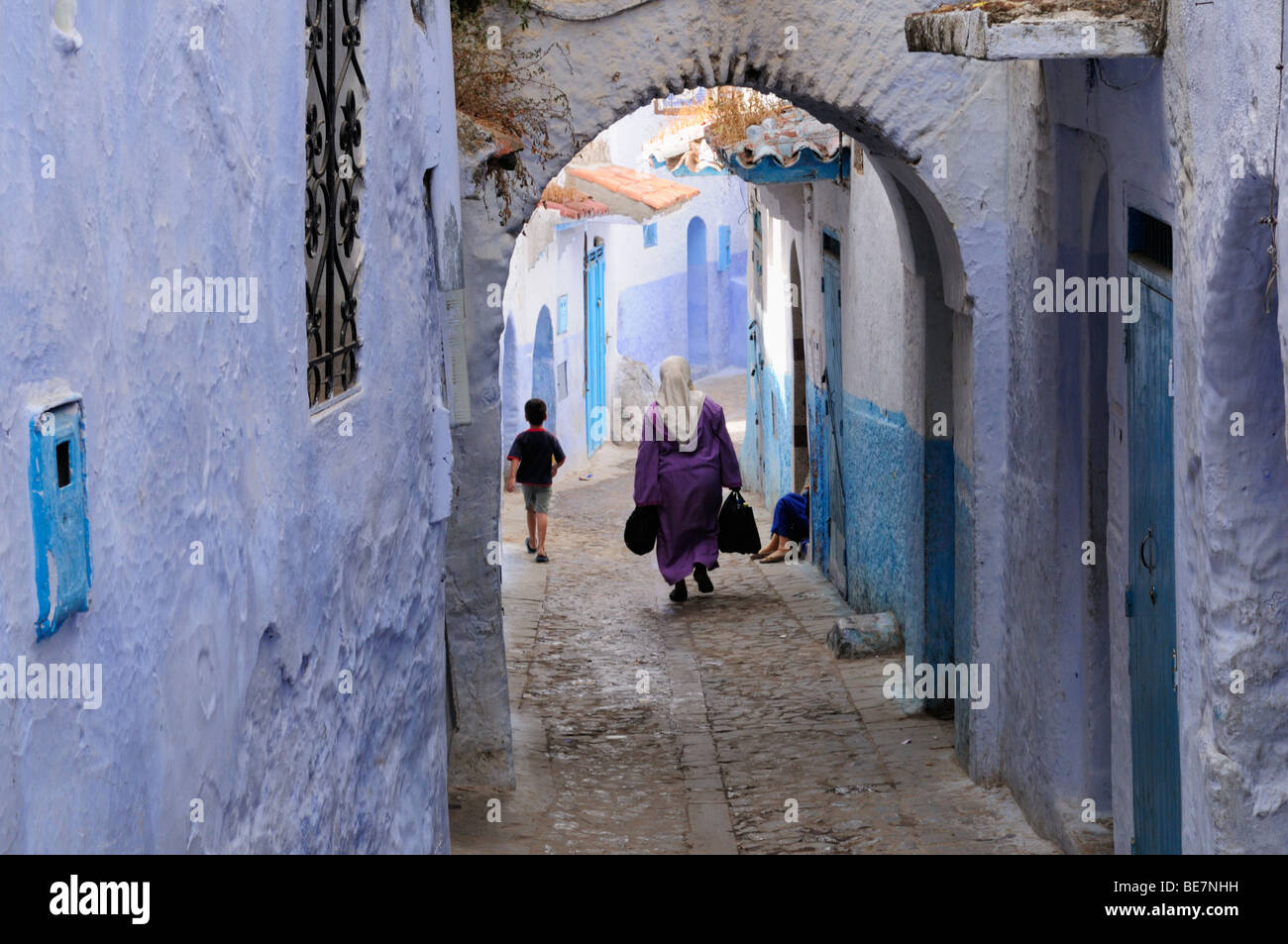 Moroccan street scene hi-res stock photography and images - Alamy