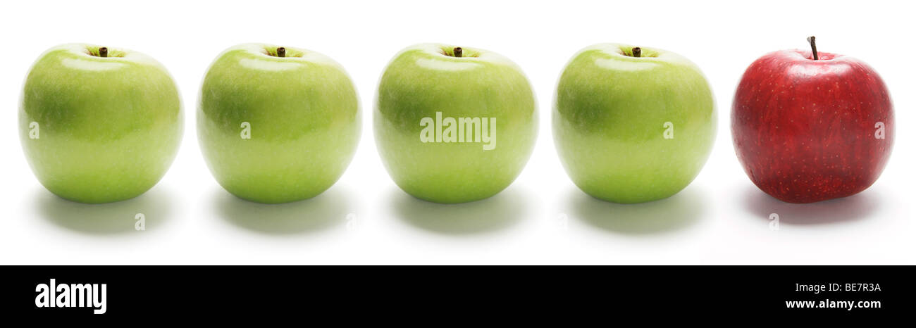 Row of Apples Stock Photo - Alamy