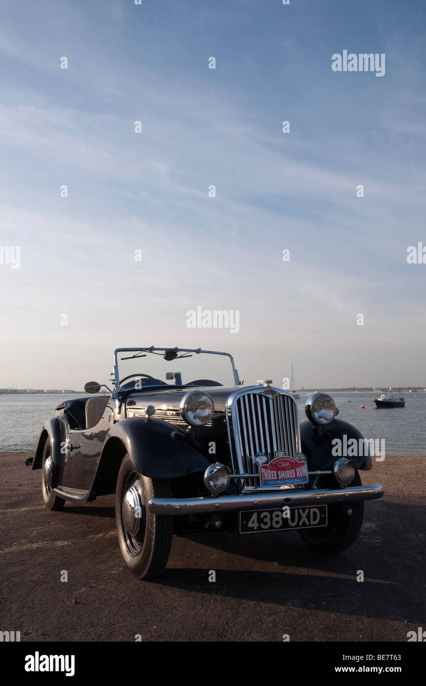 Singer roadster hi-res stock photography and images - Alamy