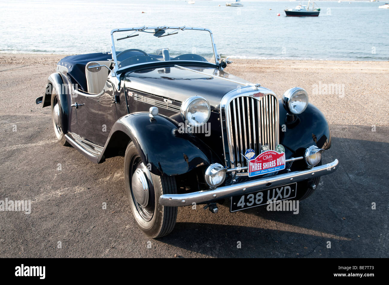 Singer roadster hi-res stock photography and images - Alamy