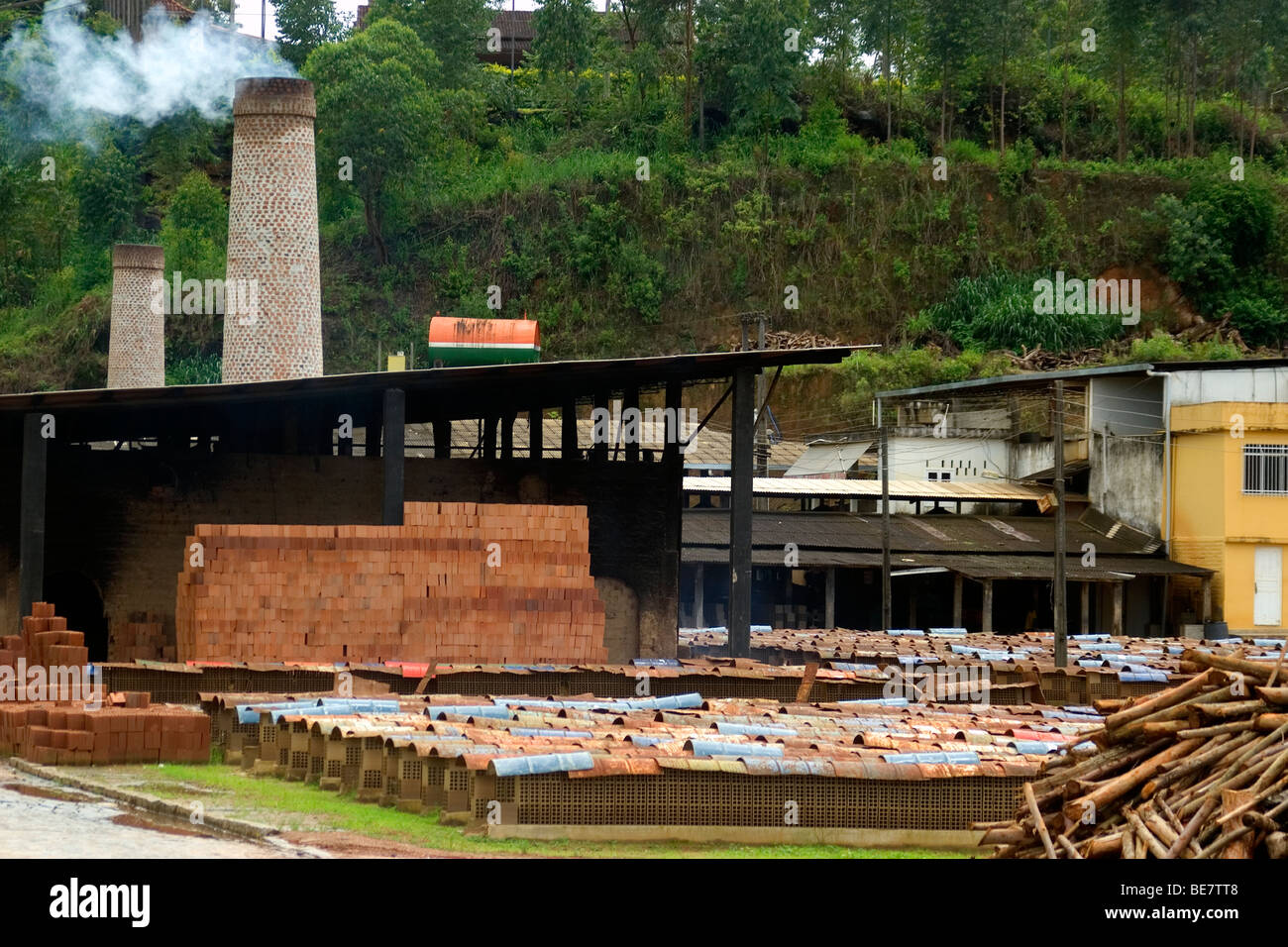Brick factory contributing to air pollution, Espirito Santo, Brazil ...