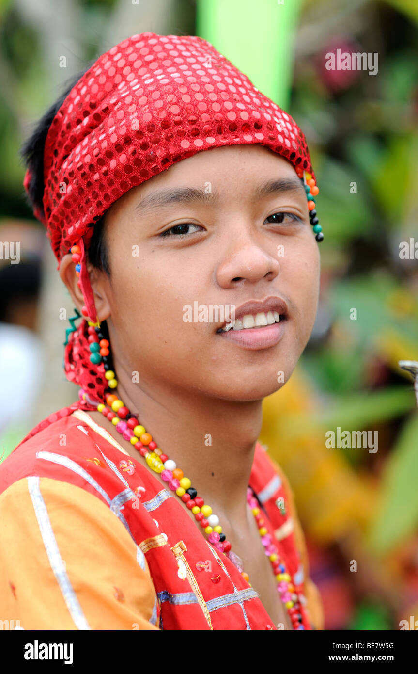 tagabawa tribe kadayawan festival davao city davao del norte mindanao ...