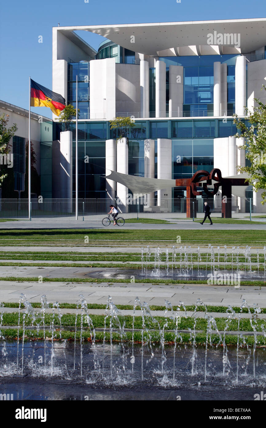 German chancellors office berlin germany hi-res stock photography and ...