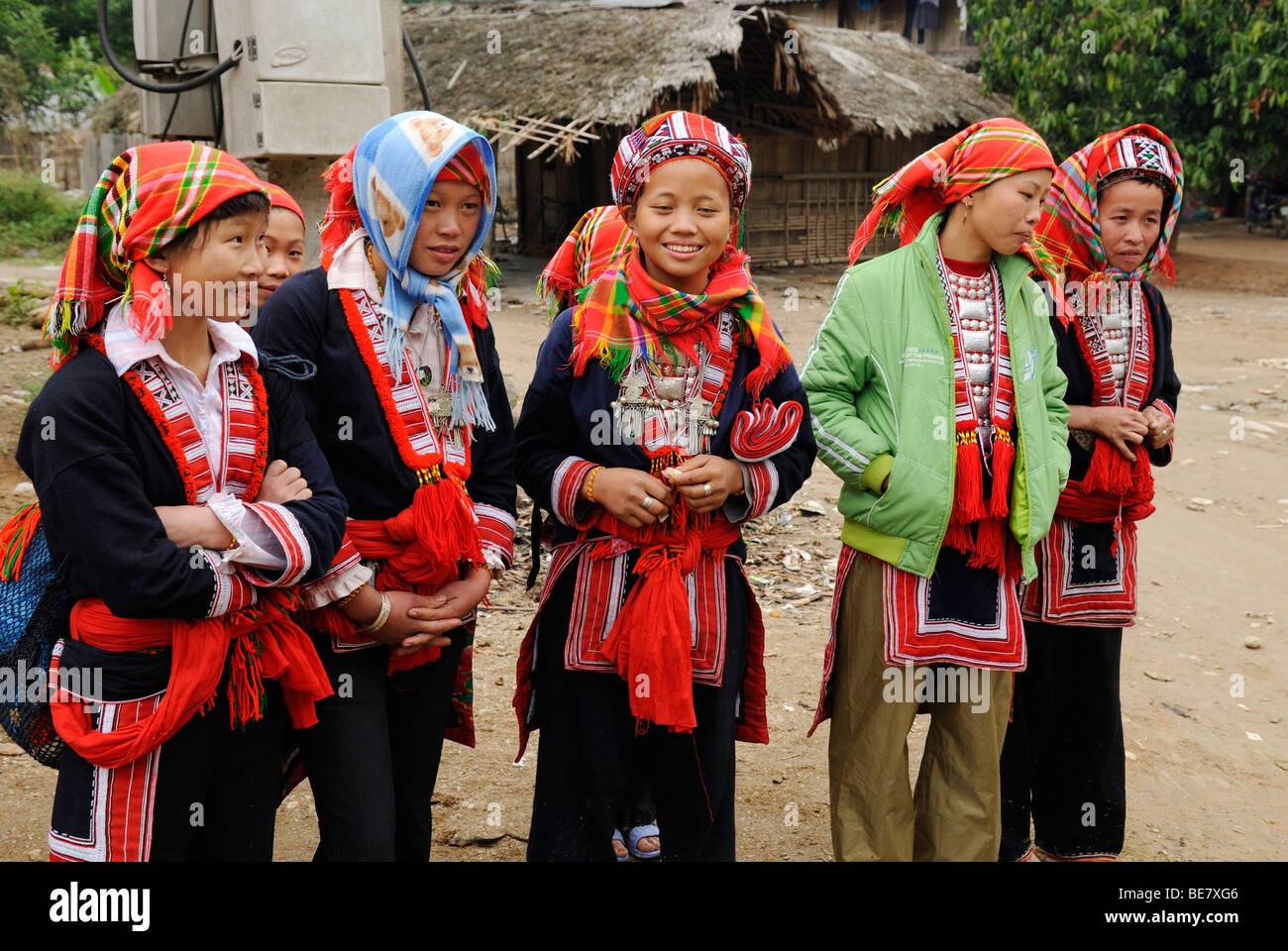 Girls of the Red Zhao minority, mountain tribe, Ha Giang Province ...