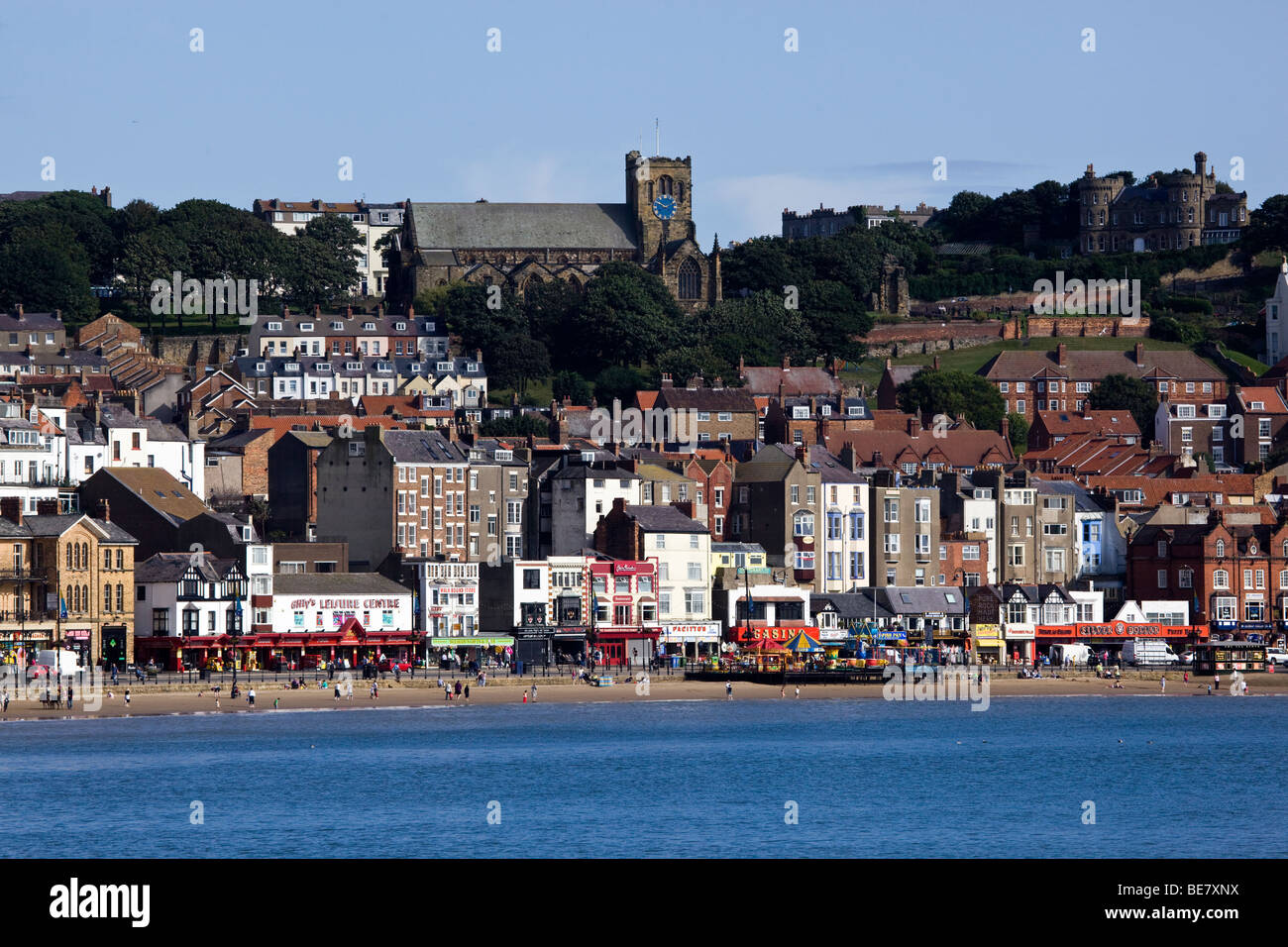 Scarborough seafront hi-res stock photography and images - Alamy