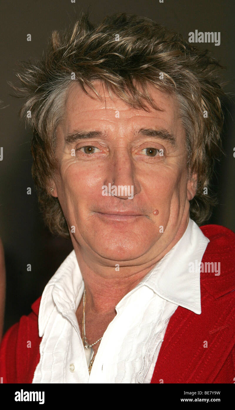 Rod stewart scotland hi-res stock photography and images - Alamy
