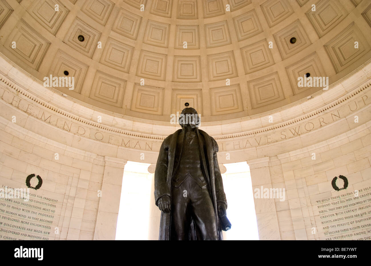 Jefferson Memorial in Washington DC inside dome with statue of Thomas ...