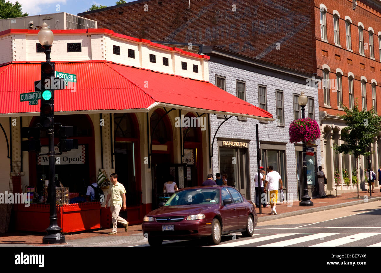 Washington dc georgetown shopping hi-res stock photography and images ...