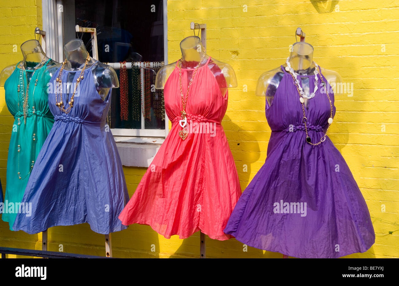 Abstract dress hi-res stock photography and images - Alamy