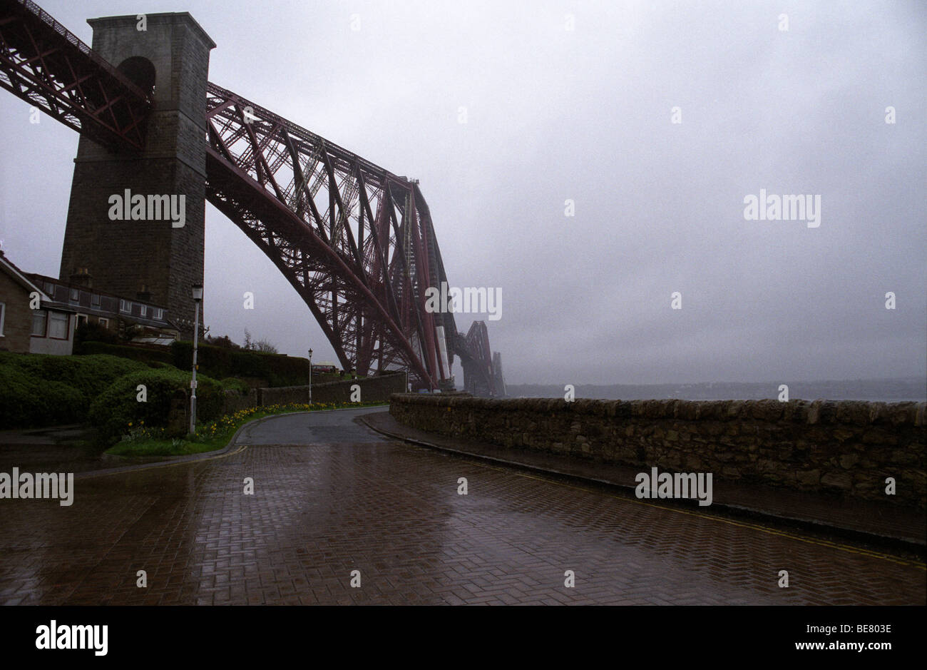 A view of the Forth Rail Bridge , which links Edinburgh with Fife and ...