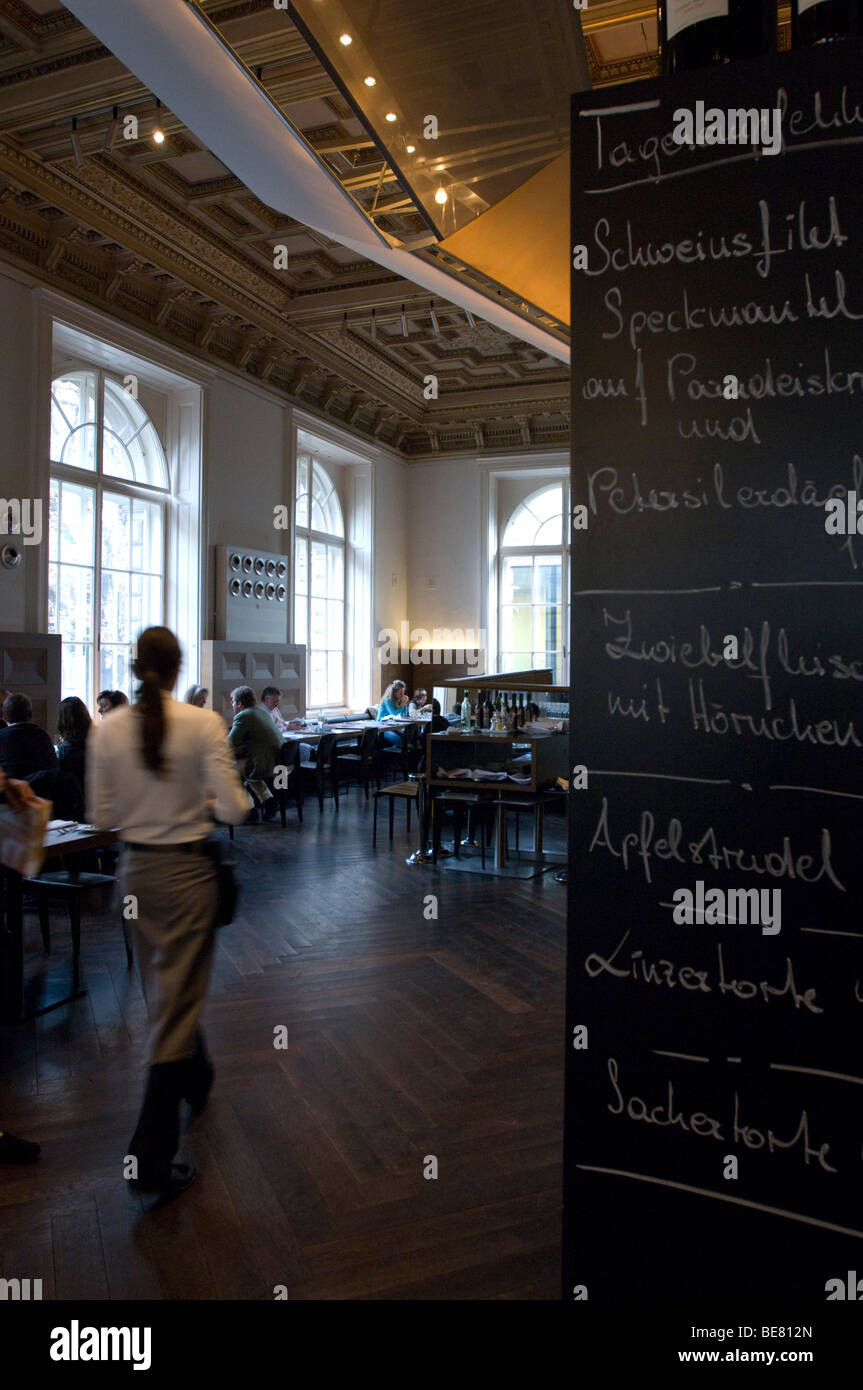 Mak vienna hi-res stock photography and images - Alamy