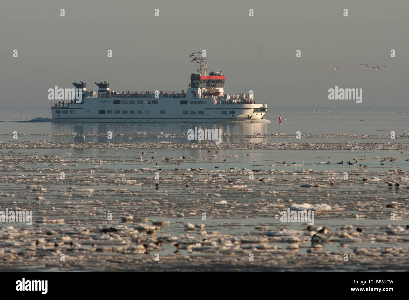 Veerboot hi-res stock photography and images - Alamy