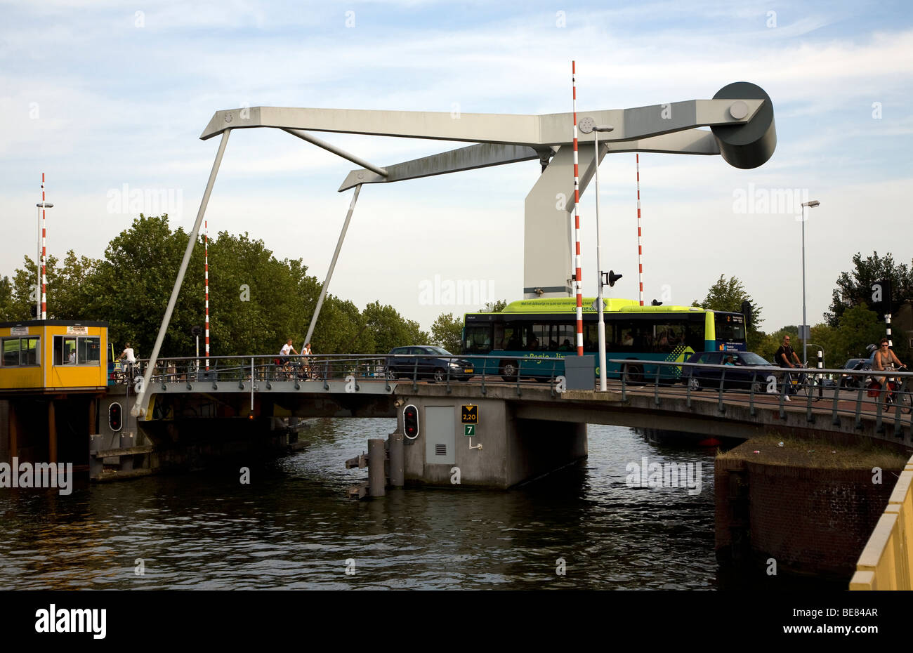 Modern canal hi-res stock photography and images - Alamy
