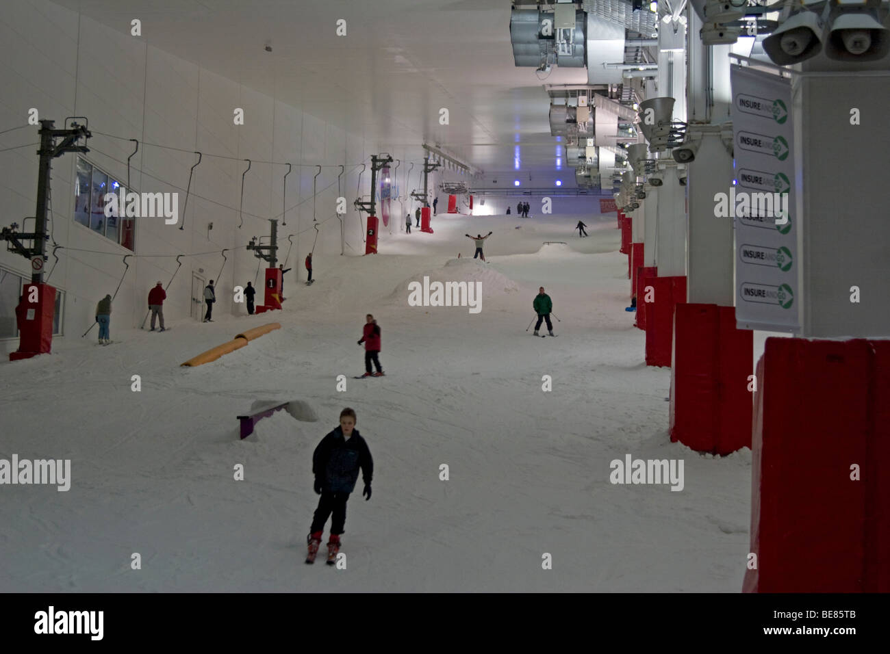 Indoor snow recreation centre hi-res stock photography and images - Alamy