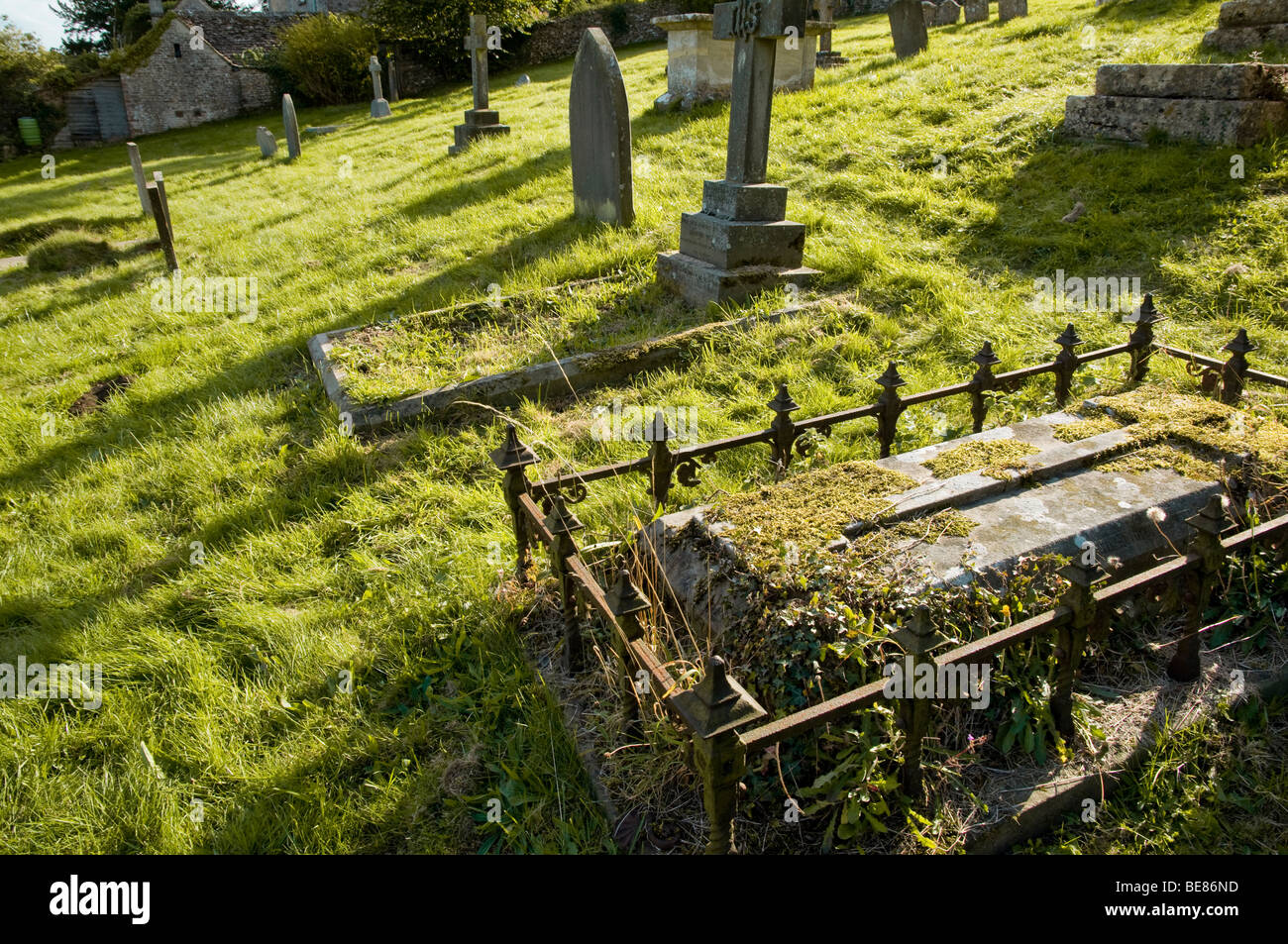 Uk gravestone gravestones england hi-res stock photography and images ...
