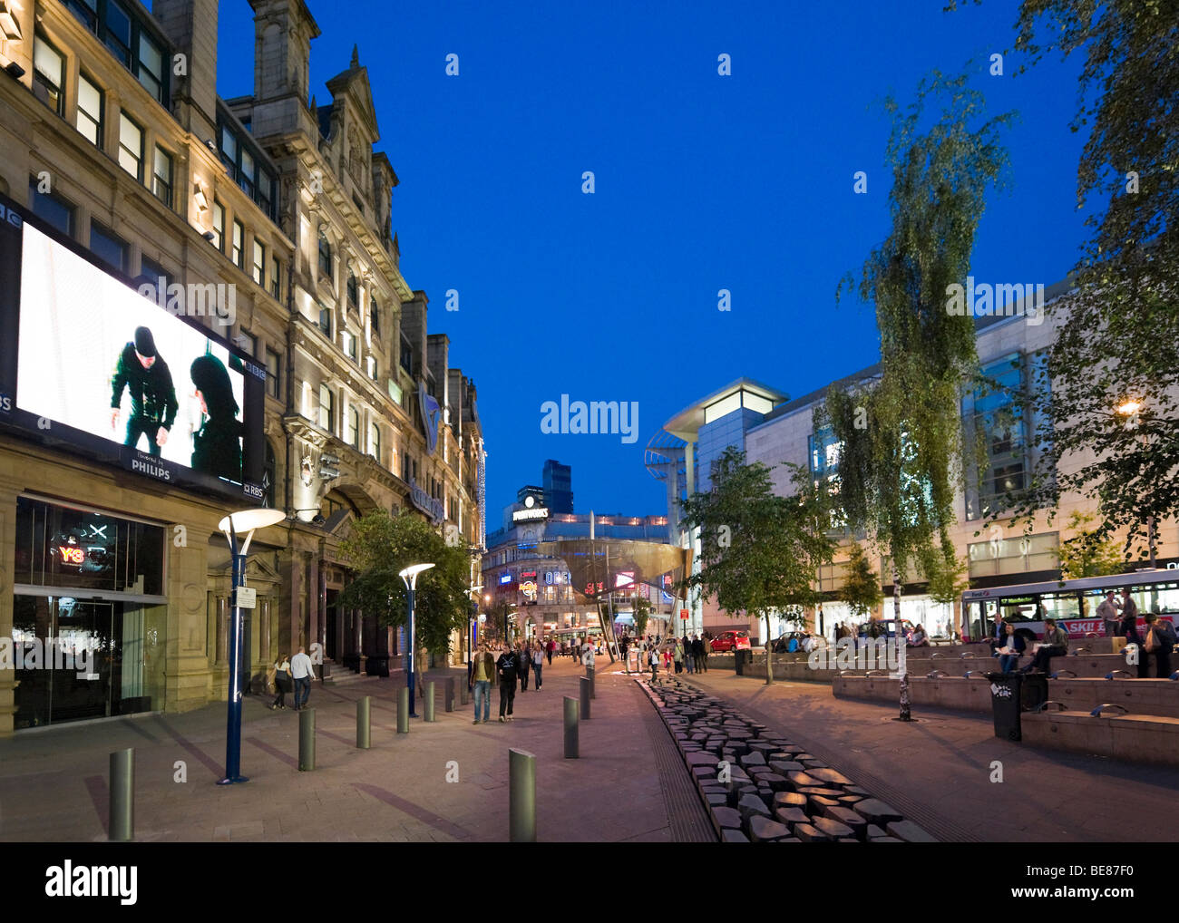 Nightlife manchester hi-res stock photography and images - Alamy