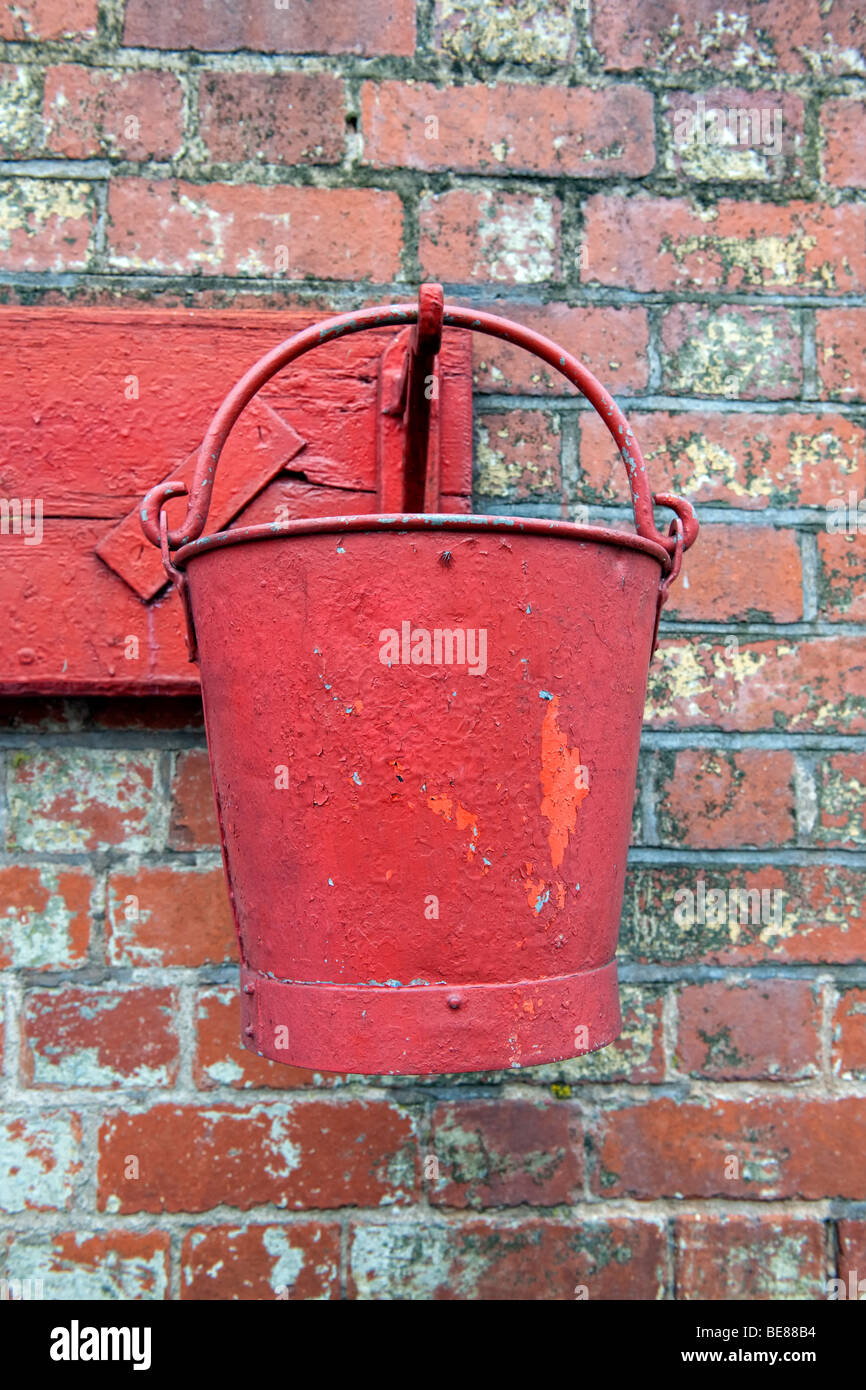 Fire bucket hi-res stock photography and images - Alamy