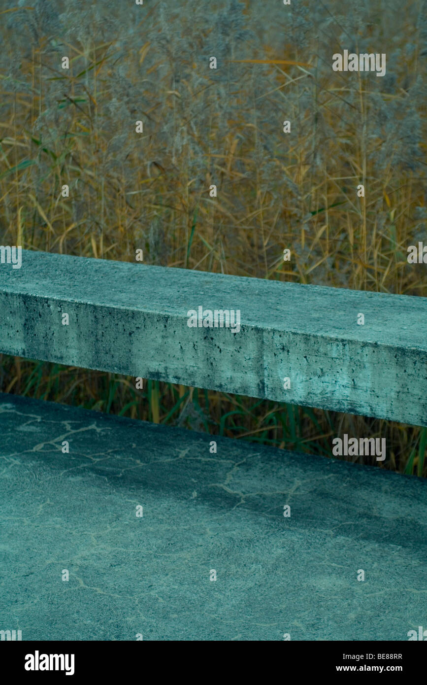 Concrete ledges hi-res stock photography and images - Alamy