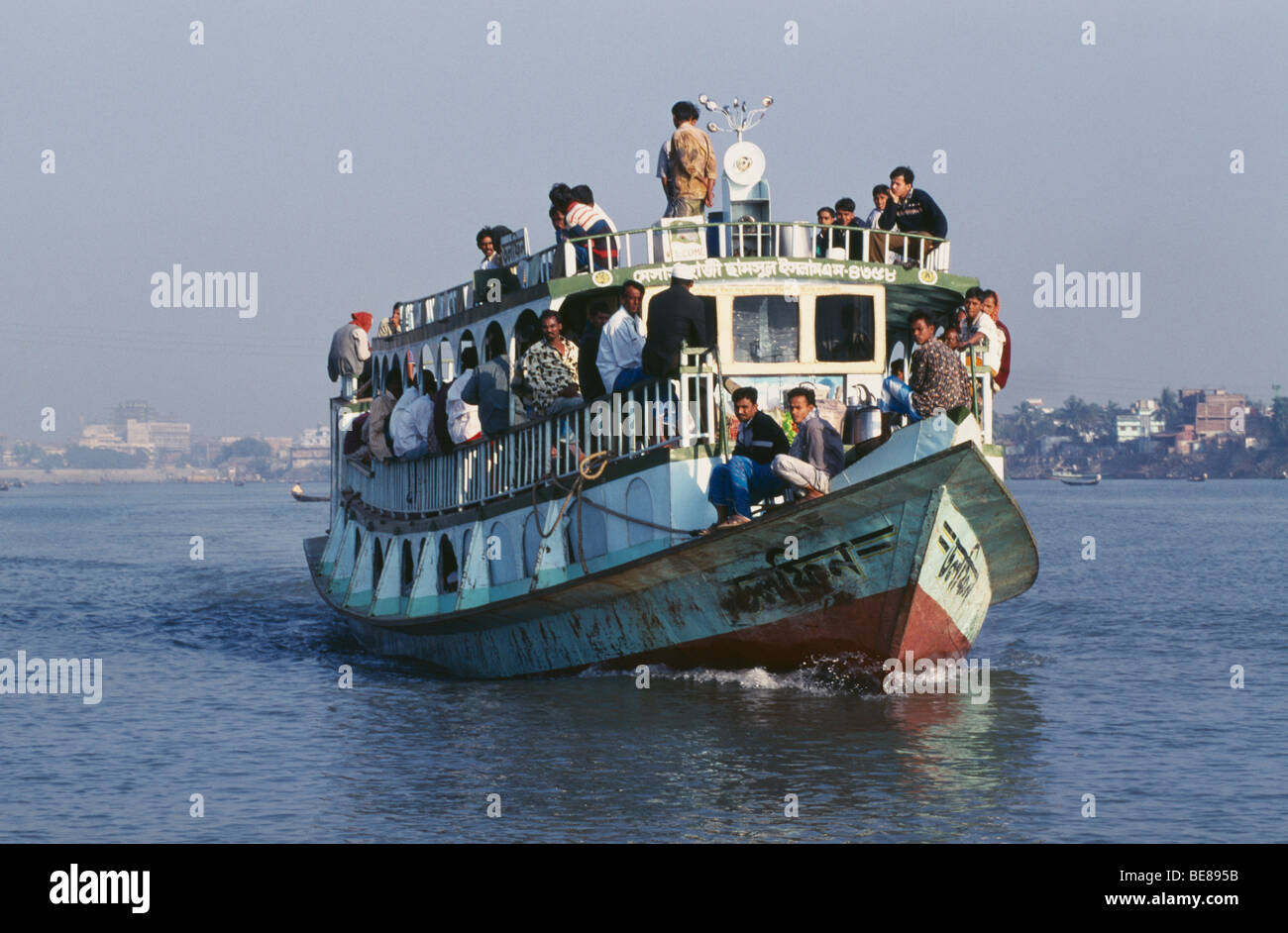 BANGLADESH Dhaka Steamer ferry on river crowded with passengers Stock ...