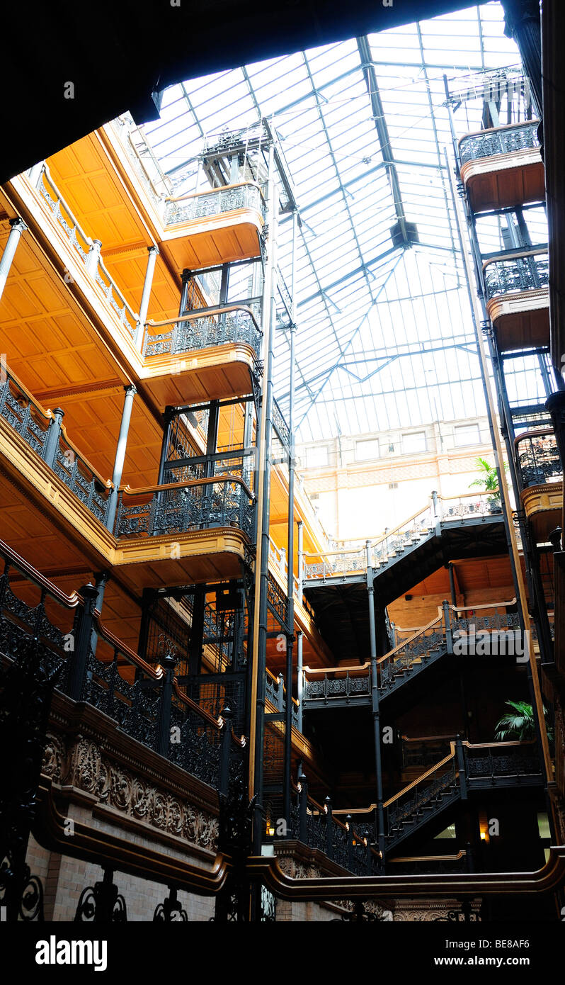 Blade runner the bradbury building hi-res stock photography and images ...