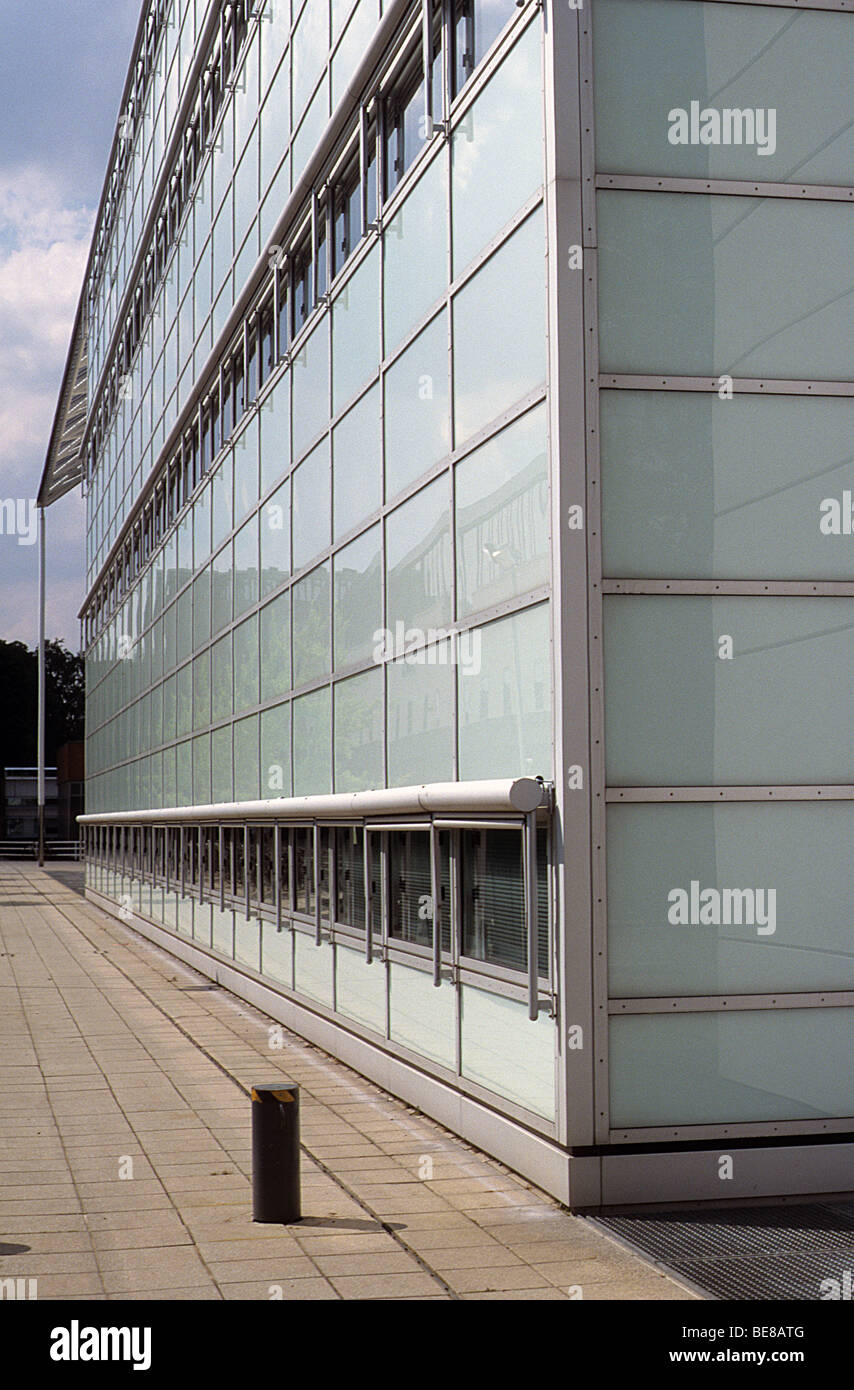 University of cambridge faculty of law hi-res stock photography and ...