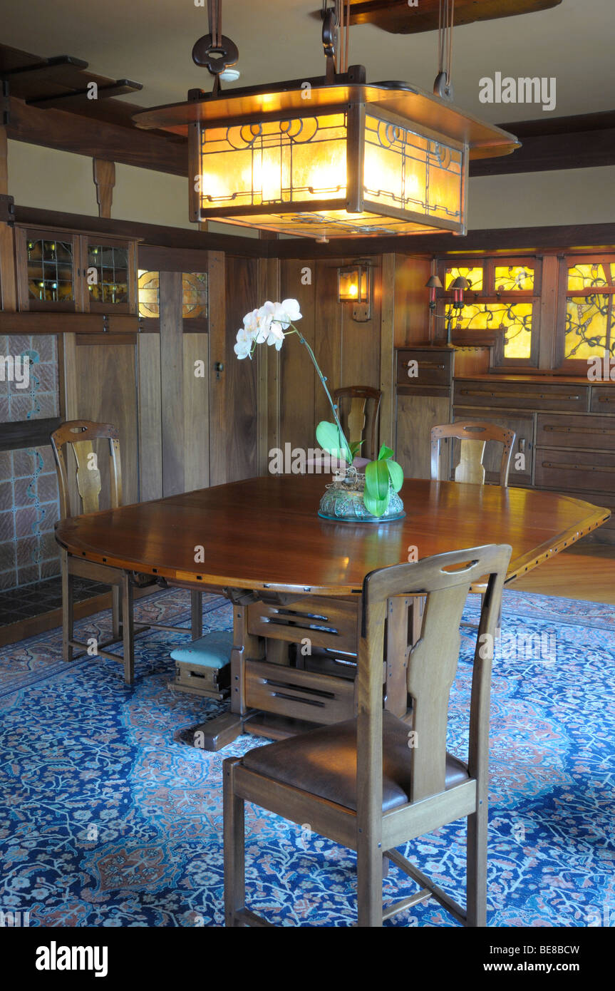 Dining room the gamble house pasadena hi-res stock photography and ...