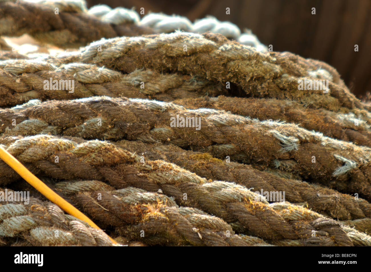 Yard ropes hi-res stock photography and images - Alamy