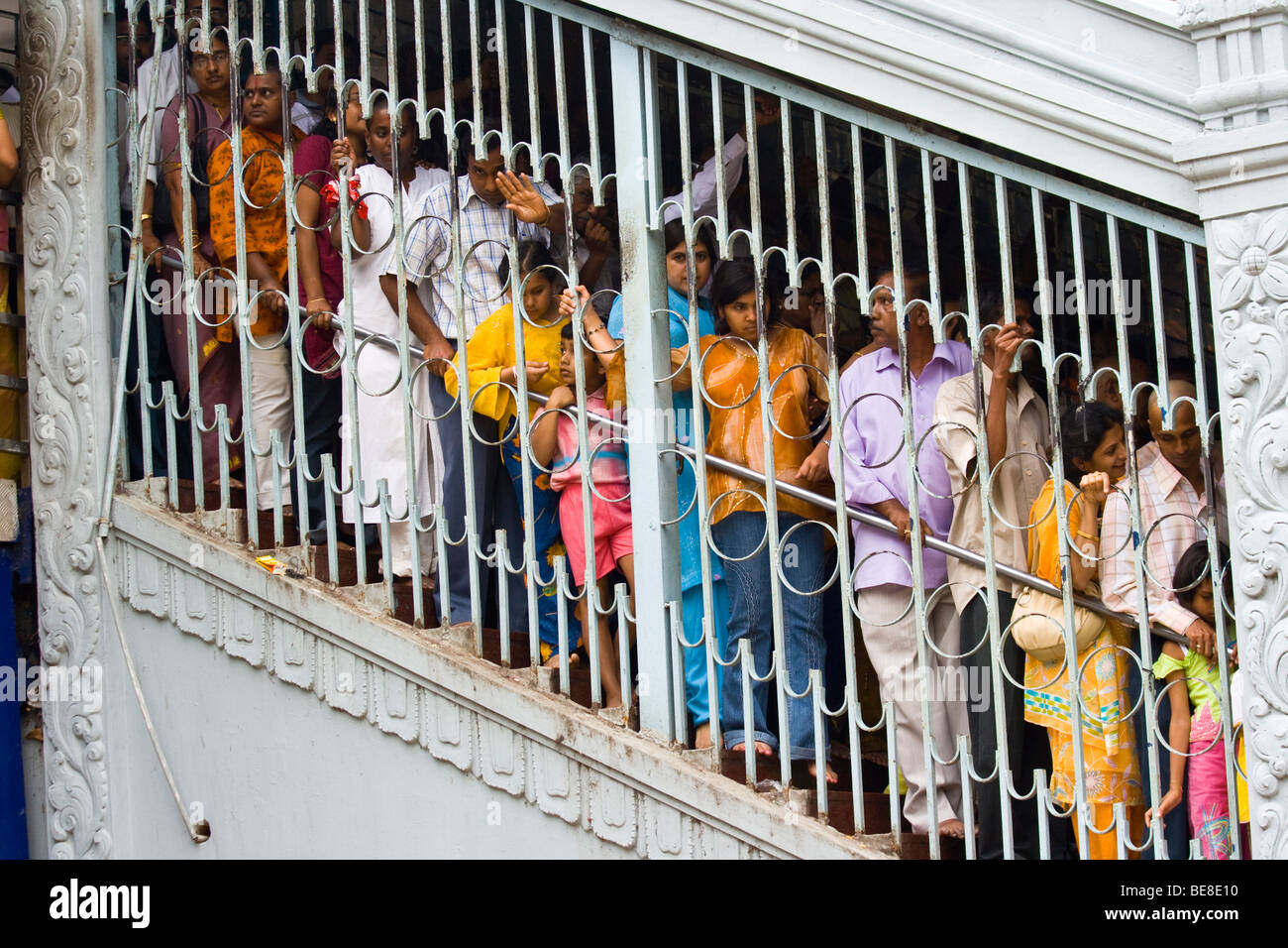 Hindu pilgrims waiting for hours in line to see the idol at Sri ...