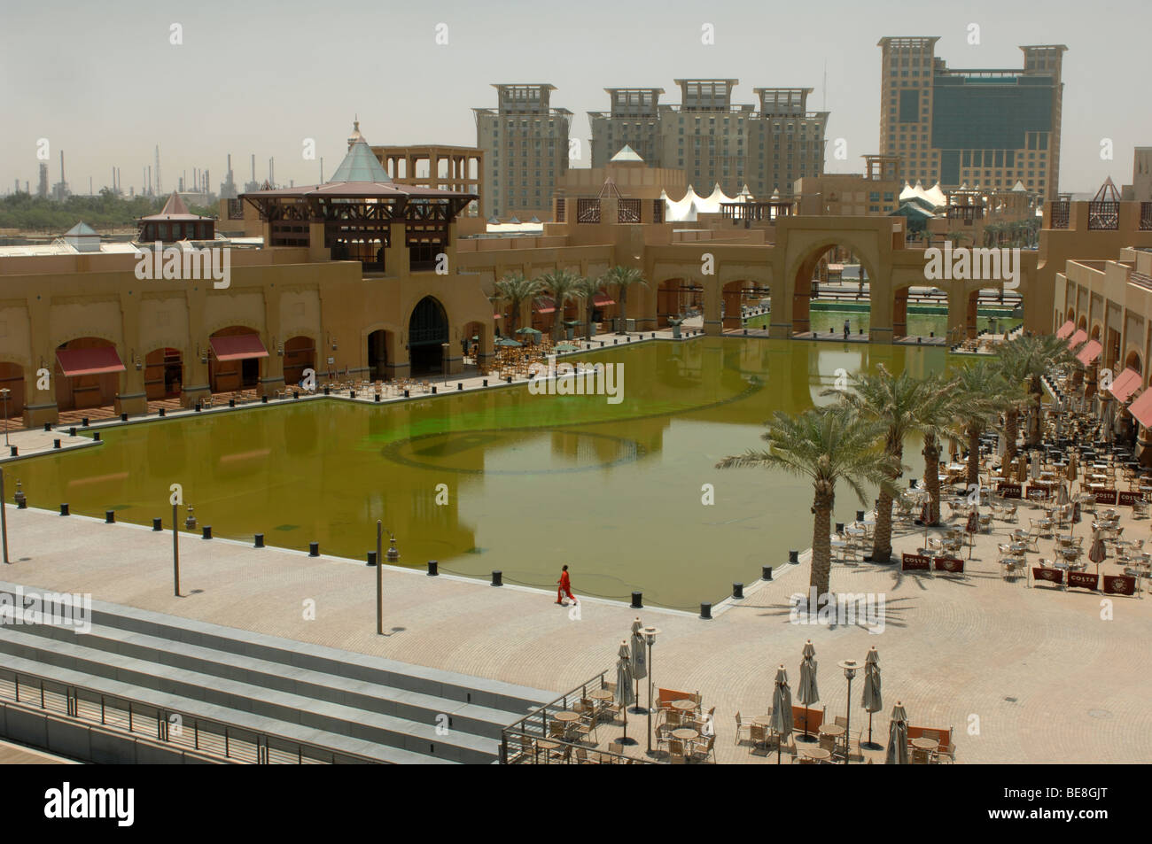 Al Kout Piers Shopping Centre, Mangaf, Kuwait Stock Photo - Alamy