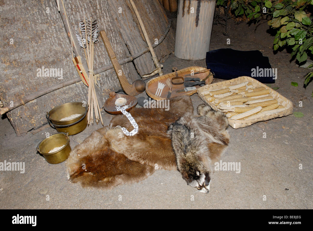 Native american tools hi-res stock photography and images - Alamy
