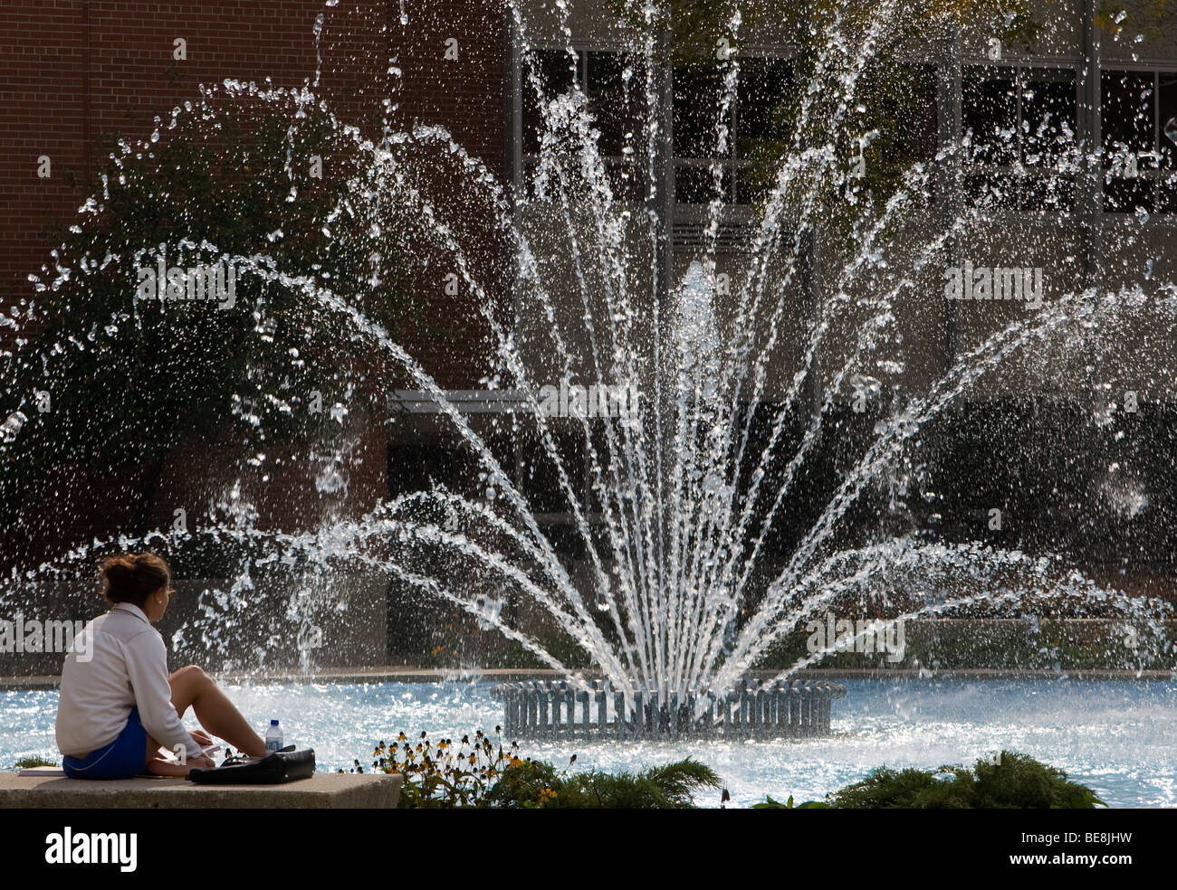 Fountain student hi-res stock photography and images - Alamy