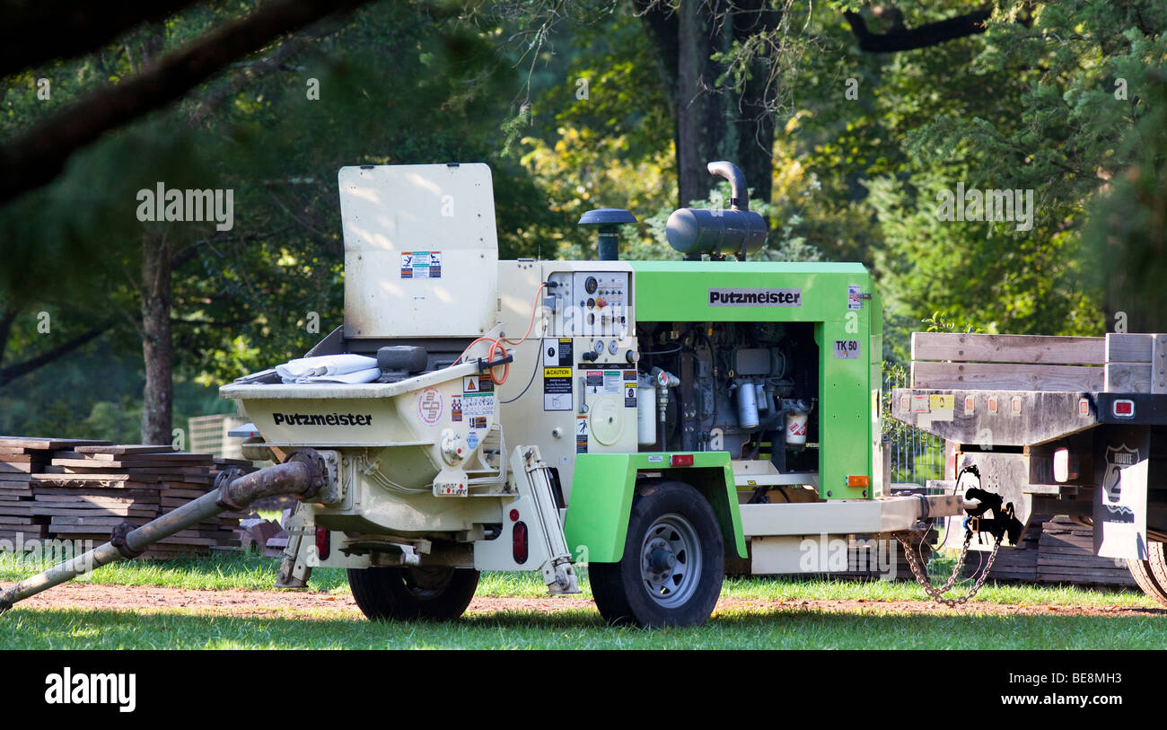 Concrete hopper hi-res stock photography and images - Alamy