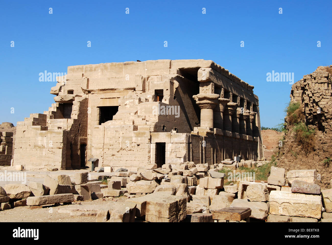 Dandara temple egypt dandera hi-res stock photography and images - Alamy