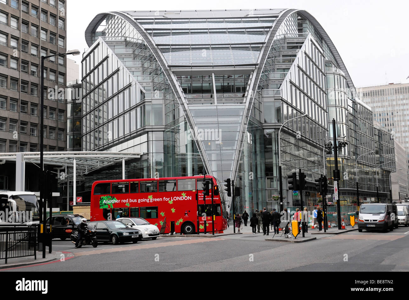 Modern london buses hi-res stock photography and images - Alamy