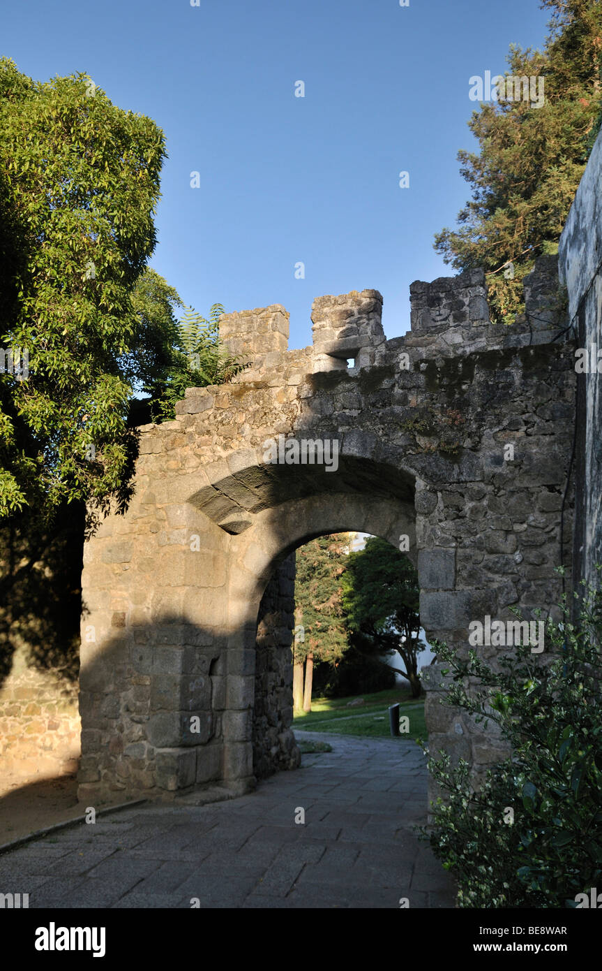 Archway in the medieval city walls of Evora, UNESCO World Heritage Site ...
