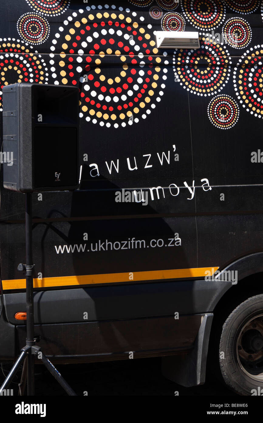 Mobile broadcast hi-res stock photography and images - Alamy