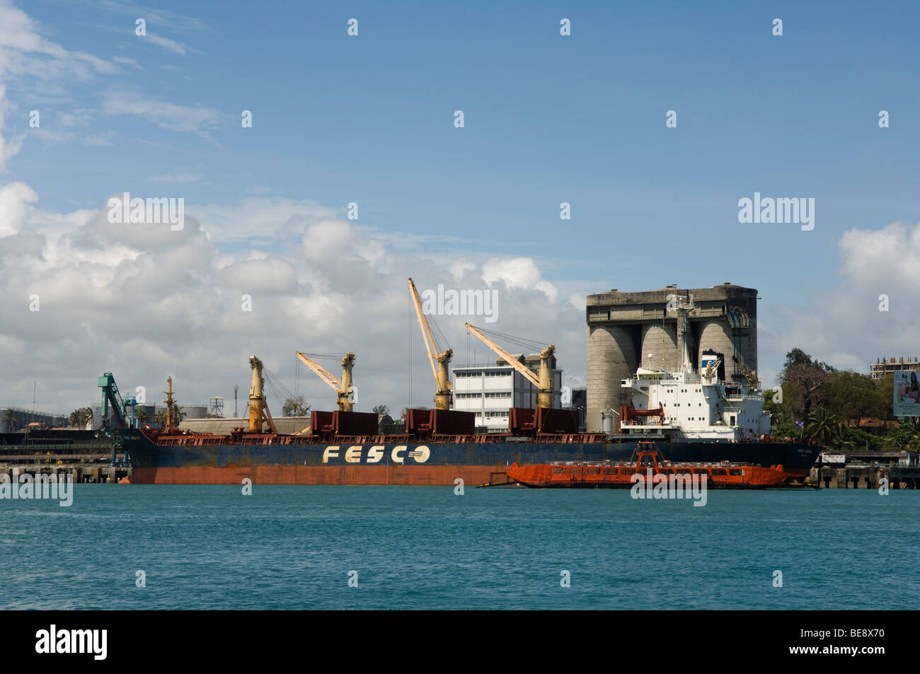 Likoni ferry, Mombasa, Kenya Stock Photo - Alamy