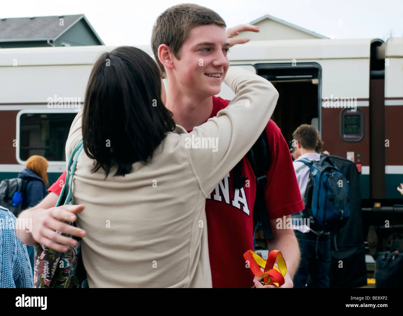 Welcome hug at station hi-res stock photography and images - Alamy