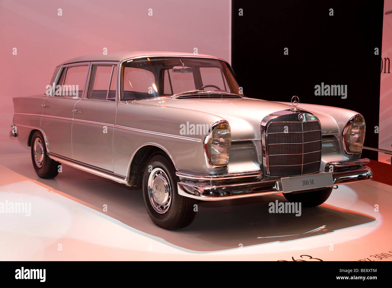 Mercedes 300 SE 1963 model at a European Motor Show Stock Photo - Alamy