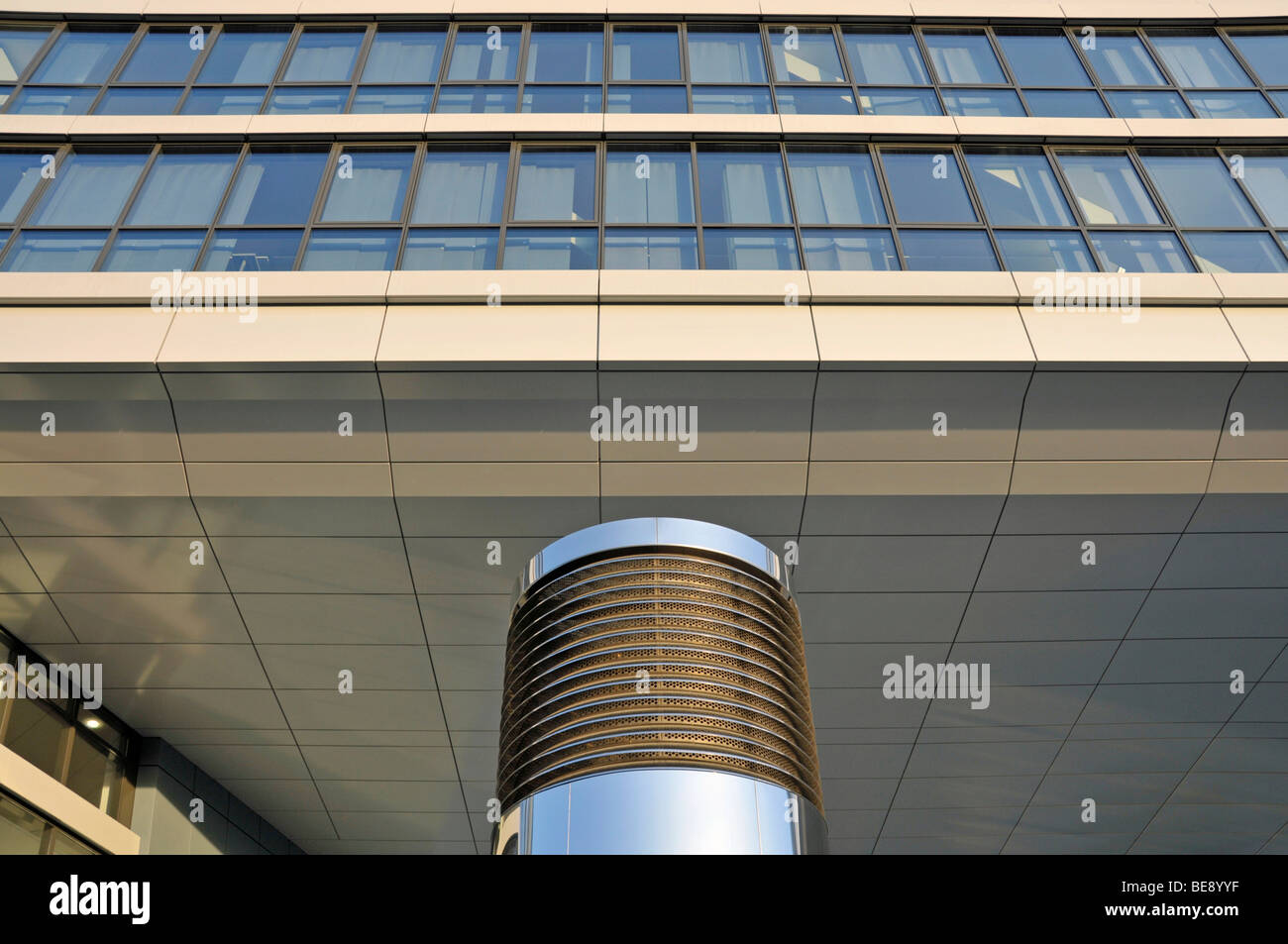 Microsoft building angle hi-res stock photography and images - Alamy