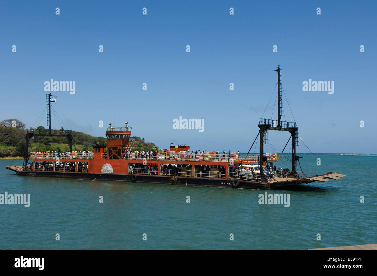 Likoni ferry, Mombasa, Kenya Stock Photo - Alamy