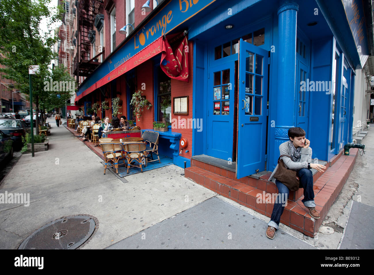 Outdoor eating soho new york hi-res stock photography and images - Alamy