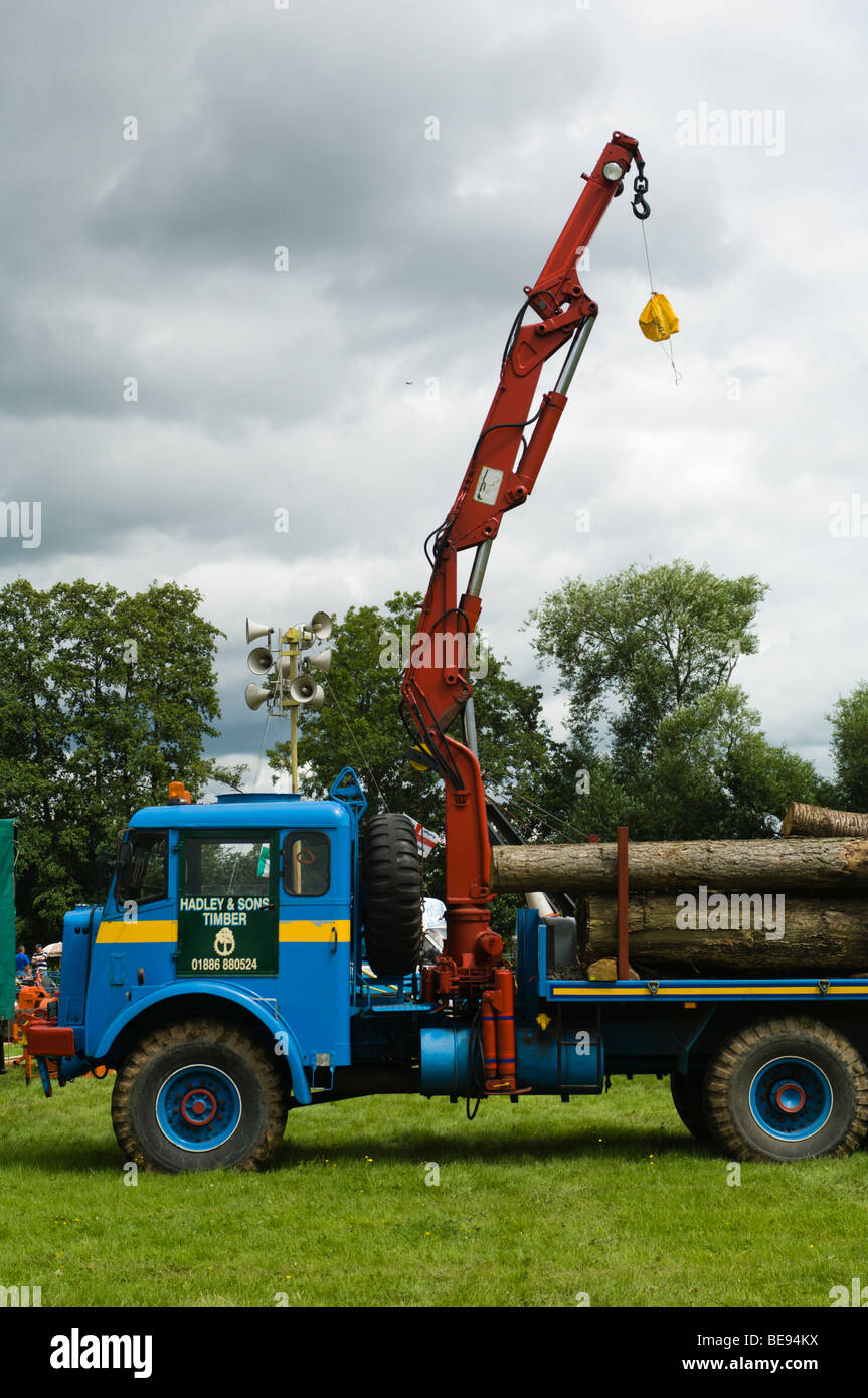 Classic trucks hi-res stock photography and images - Alamy